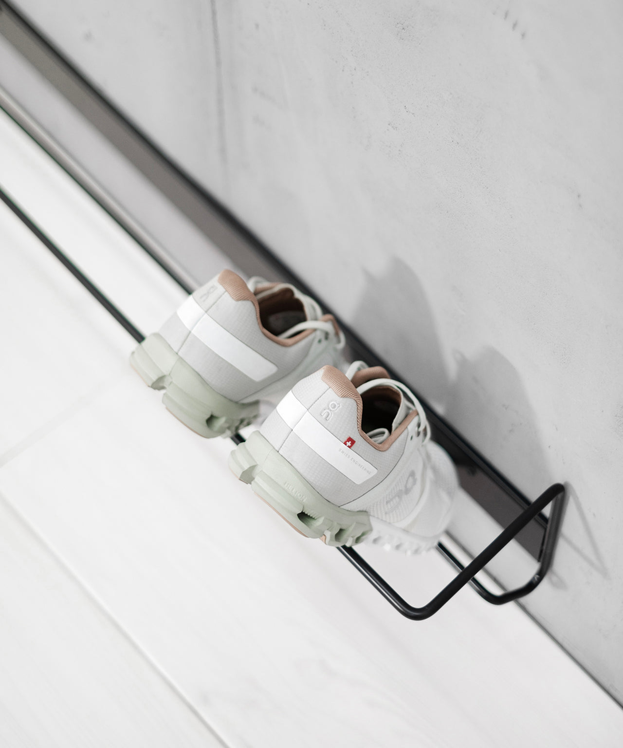 AIRO shoe rack Black – Result Objects